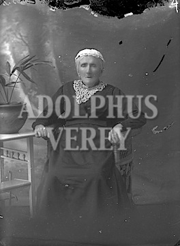 E... – Adolphus Verey Photographic Collection